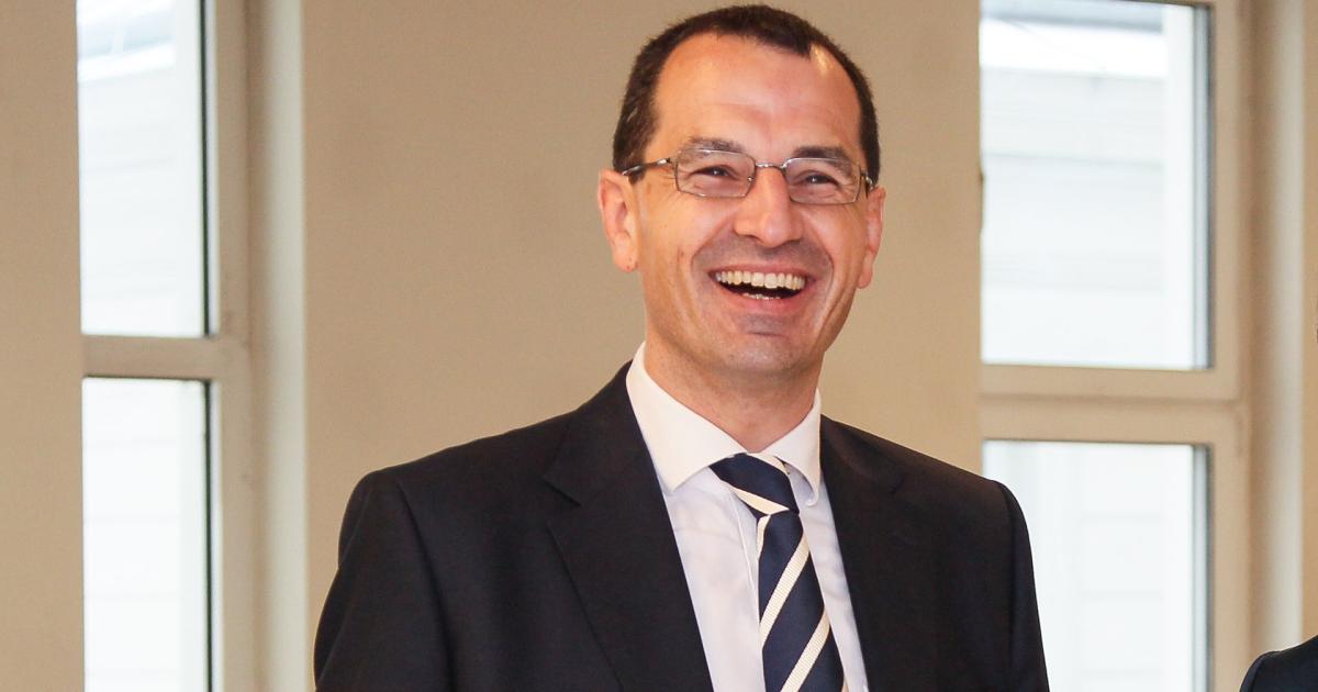 VfGH wieder komplett: Rami als Verfassungsrichter angelobt