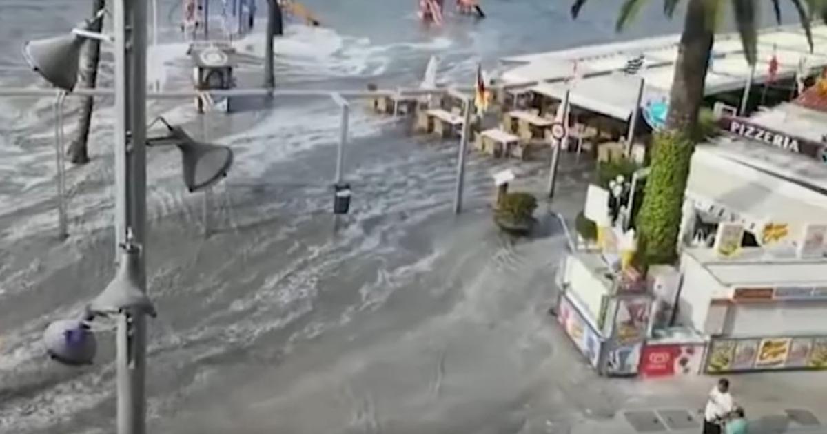 Mallorca: Qualleninvasion und "Mini-Tsunami"