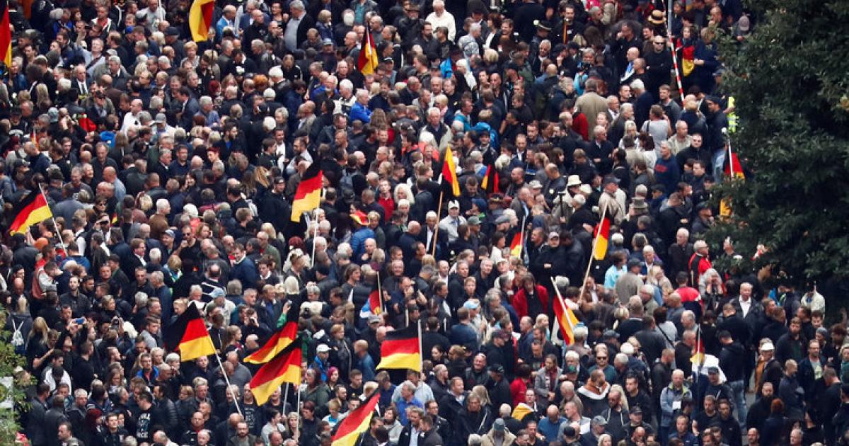 Chemnitz: Tausende bei AdF-Demo, tausende andere bei Gegenprotest | Kurier