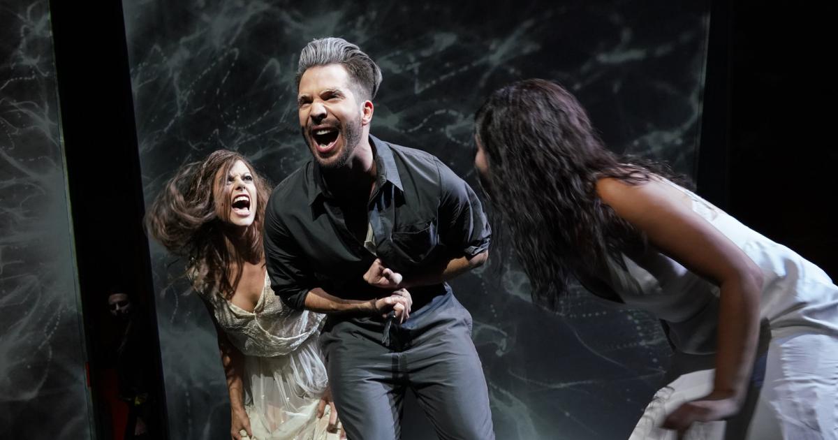 David Bowie's Musical „Lazarus“ in Linz mit blutleerem Alien | Kurier