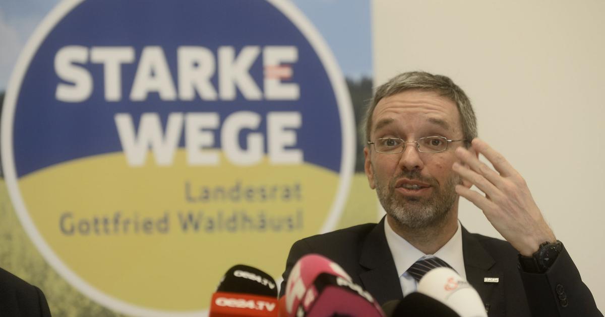 Kickl verteidigt Kickl verteidigt