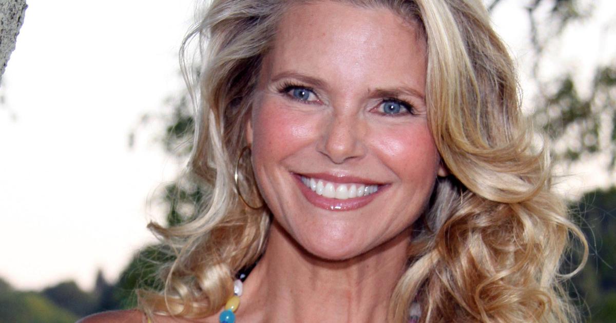 US-Model Christie Brinkley erinnert an ihren Helikopter-Absturz | Kurier