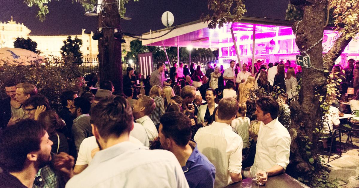 Techno Café bringt Petition für Nachtbürgermeister ein | Kurier