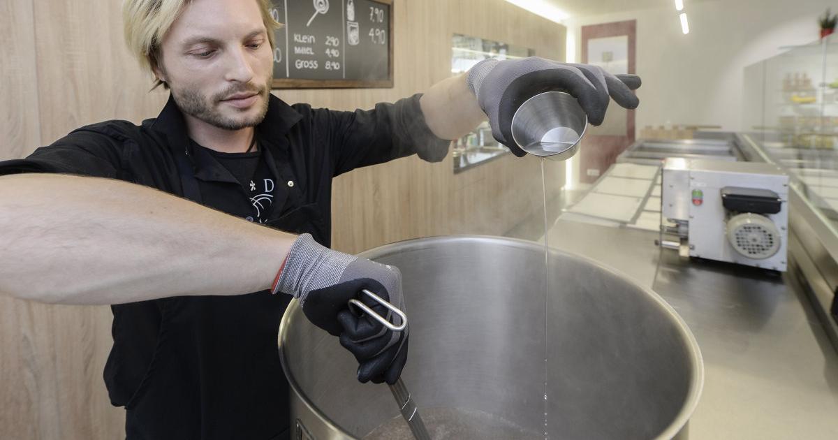 Wie werden handgemachte Zuckerl hergestellt?