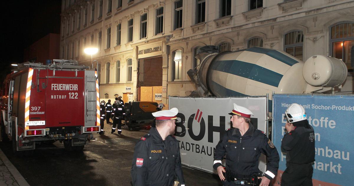 Einsturz in der Manner-Fabrik