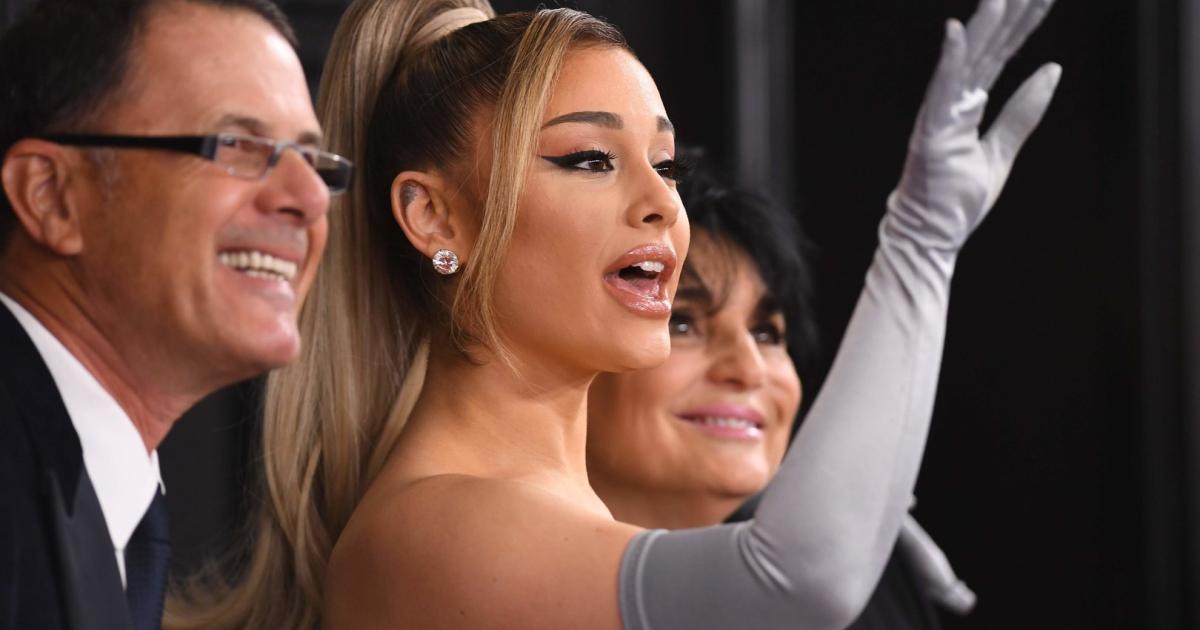 Ariana Grande hat sich verlobt und zeigt ihren 150.000-Dollar-Ring