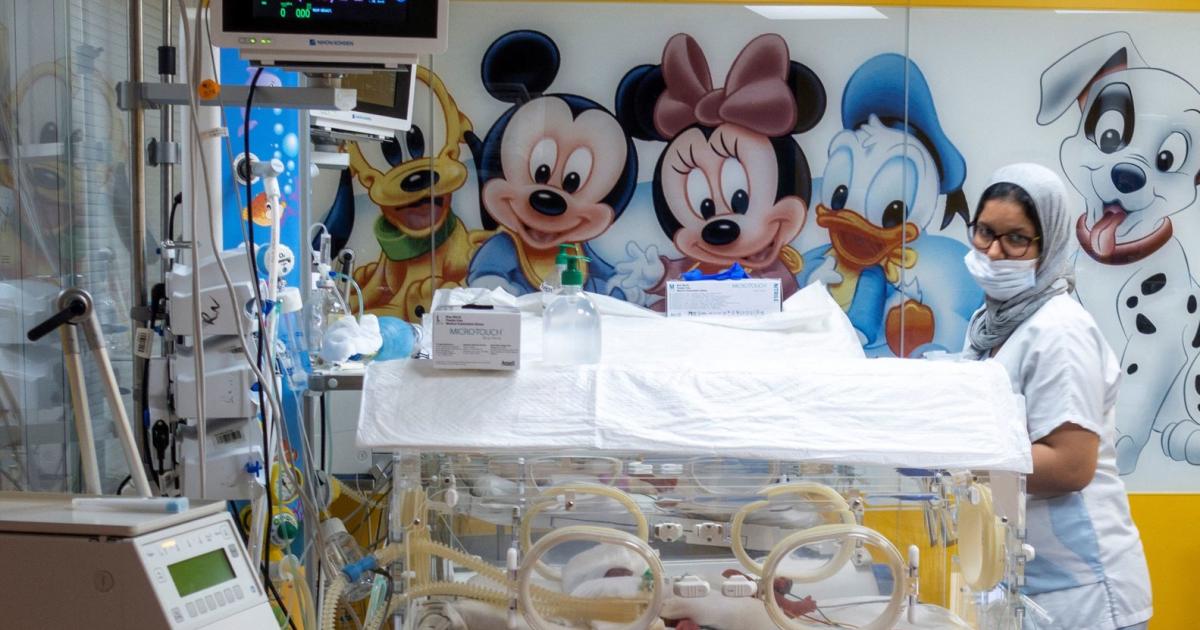 Neunlinge geboren: 35 Ärzte anwesend, Babys wohlauf | Kurier