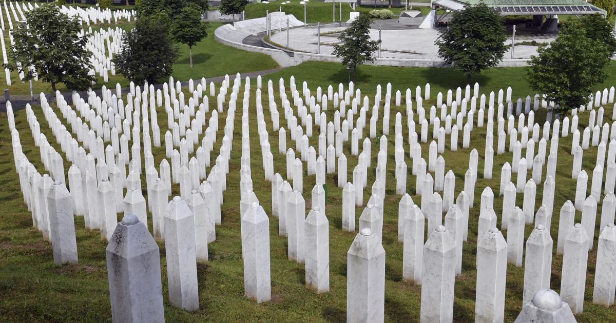 Neues Massengrab mit Opfern des Massakers von Srebrenica entdeckt Neues Massengrab mit Opfern des Massakers von Srebrenica entdeckt