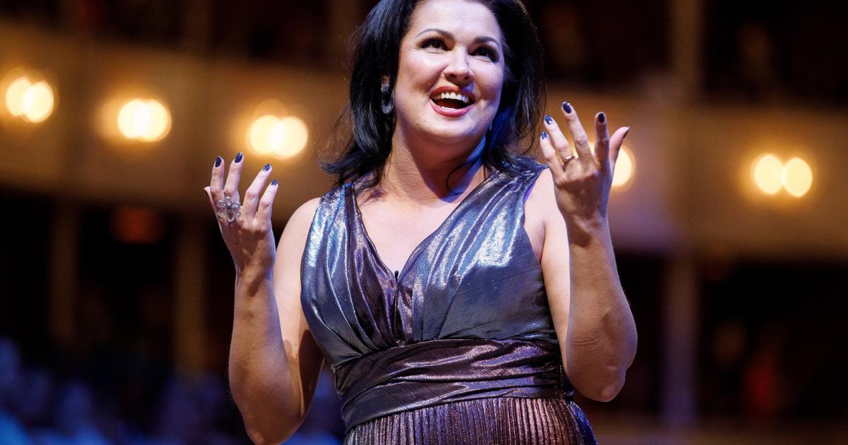 Operndiva Netrebko feierte im Kreml 50. Geburtstag: Putin gratulierte ...