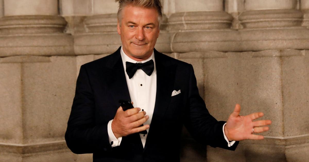 Durchsuchungsbefehl: Warum will Alec Baldwin sein Handy nicht rausrücken?