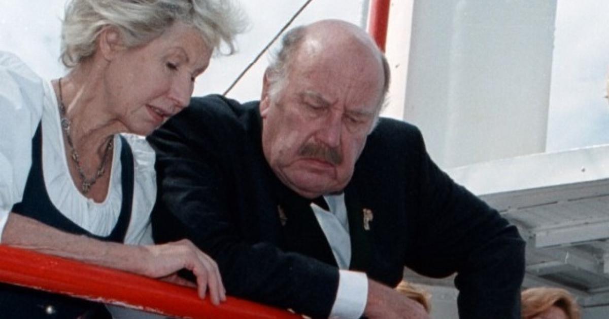 Portier im "Schlosshotel Orth": Hans Kraemmer 88-jährig gestorben | Kurier