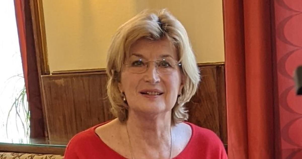 St. Pöltner Autorin verewigt Familiengeschichte in Roman | Kurier