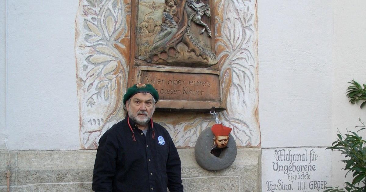 Groër-Denkmal umgestaltet: Kardinal Mühlstein umgehängt | Kurier