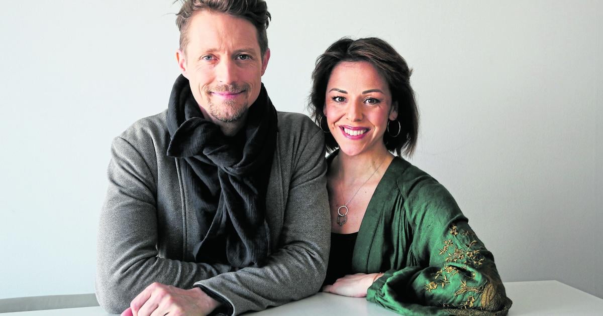 Musicalstars Marjan Shaki und Lukas Perman wurden Zwillingseltern | Kurier