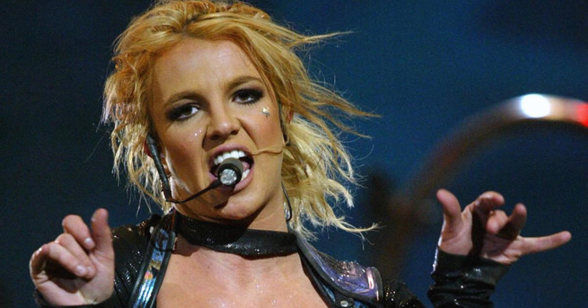 "Große Sache": Britney Spears' 1. Song seit 6 Jahren - mit Elton John ...