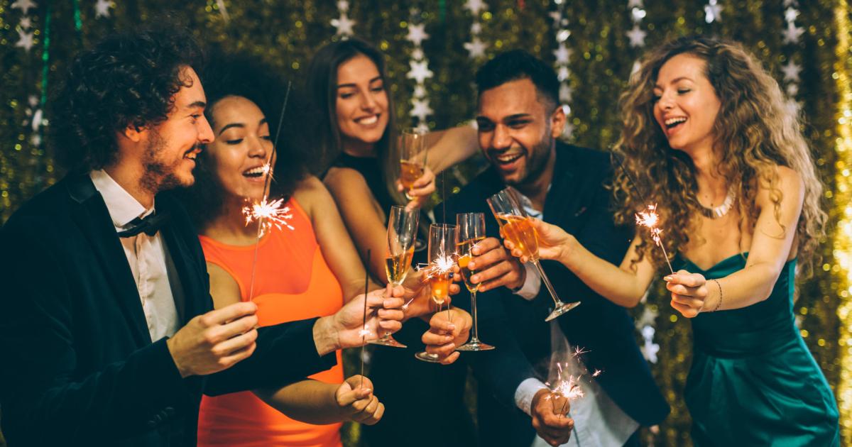 Sorglos feiern: Wie man beim Silvestereinkauf Geld sparen kann