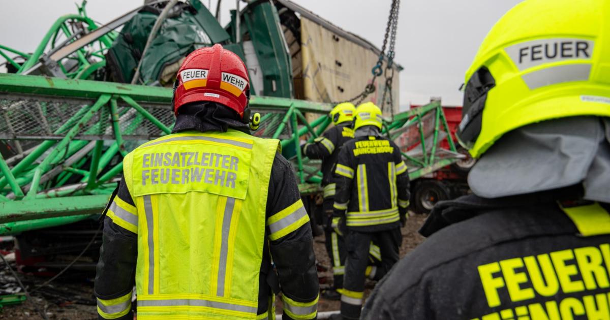Bei einem Kran-Unfall ist ein Mann gestorben | Kurier