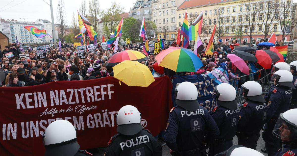Proteste Gegen Drag Queen Lesung Für Kinder In Wien Blieben Friedlich