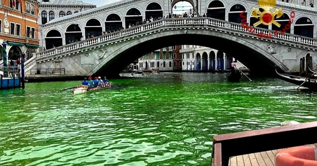 "Green Liquid Mystery in Venice's Canale Grande: Investigation and ...