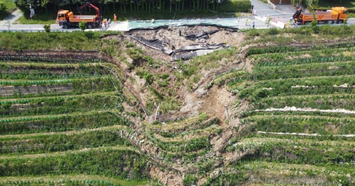 Folgen des Dauerregens: Land muss Hang sichern, Haus rutscht ab | Kurier