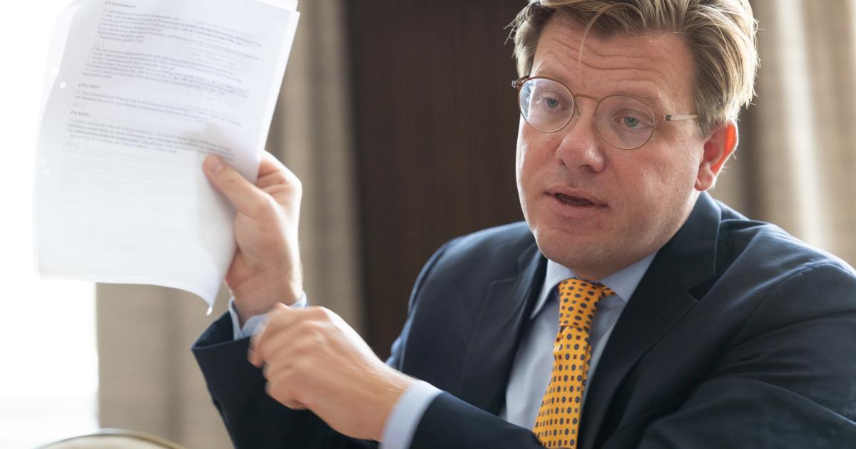 Jurist: "In Österreich gilt bereits eine Bargeld-Annahmepflicht" | Kurier