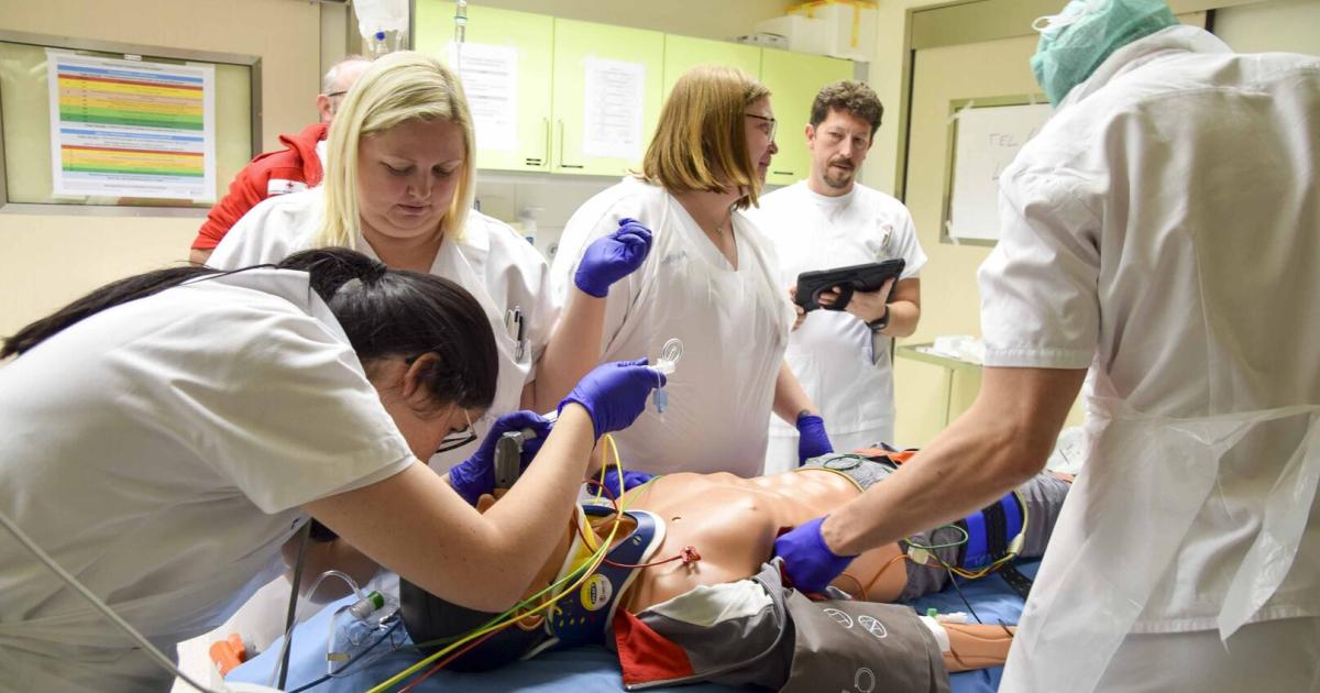 Krankenhaus Eisenstadt: Training für den Notfall an der Puppe | Kurier