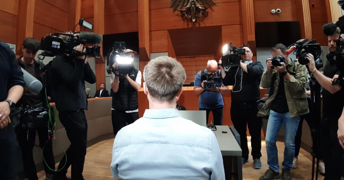 Mordprozess um Fall Leon: Vater bekennt sich nicht schuldig | Kurier