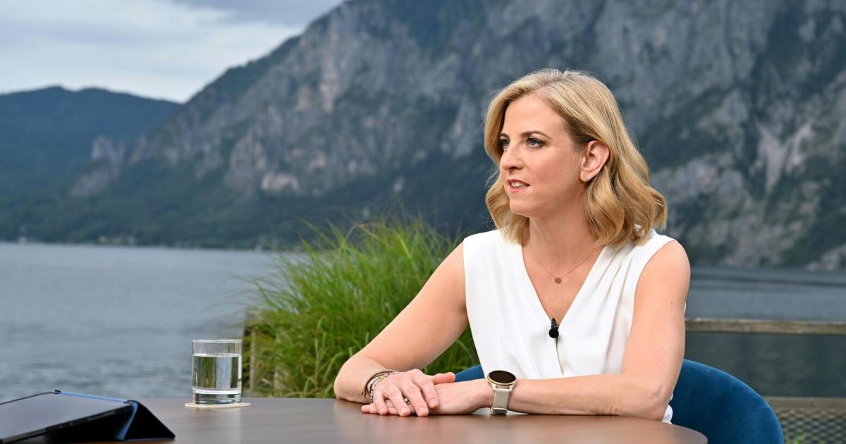 Meinl-Reisinger zeigt Interesse am Finanz-Ressort: "Die Steuern gehören ...
