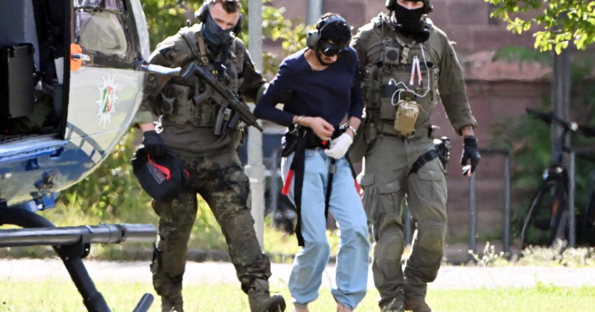 Solingen-Attentat: Tatverdächtiger hat sich nicht selbst gestellt | Kurier