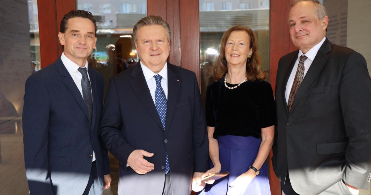 Glanzvolle Eröffnung des Theater an der Wien mit zahlreichen VIPs | Kurier