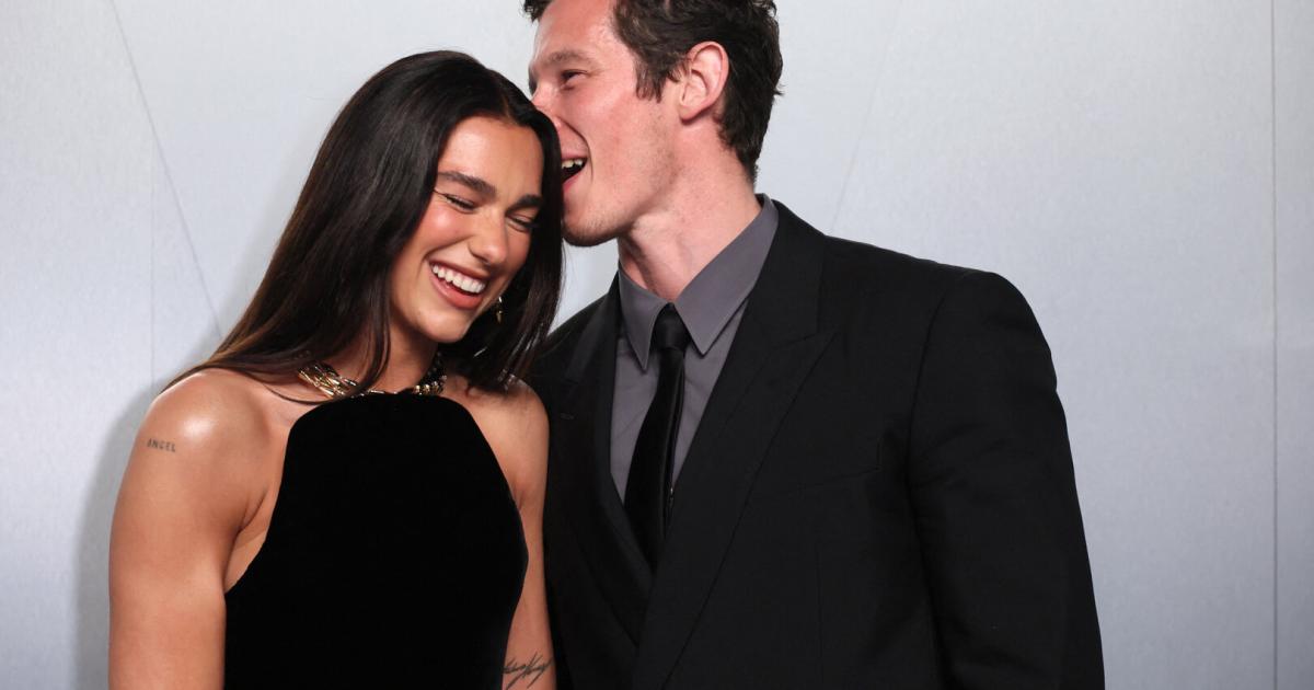 Wen Dua Lipa mit ihrem Hochzeitsoutfit ehrt und warum es Kritik hagelt